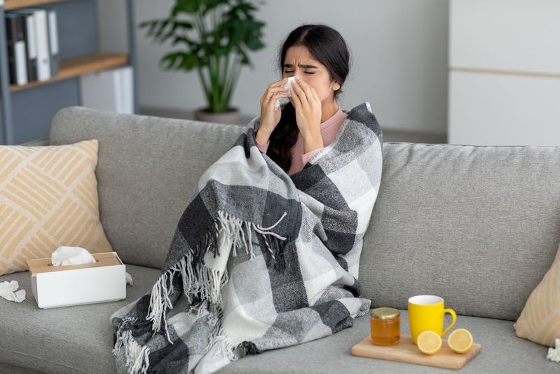 Cold vs. Flu: How to Tell the Difference Between Cold and Flu Symptoms ...